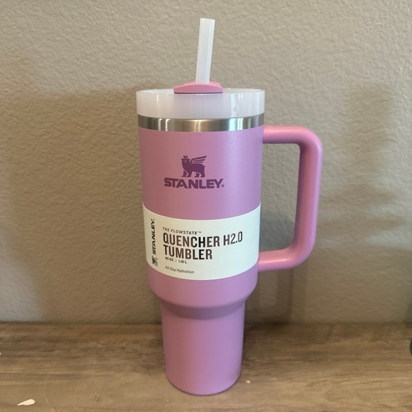 Stanley | Dining | Sale New Stanley Lilac Quencher H2 40oz Tumbler ...